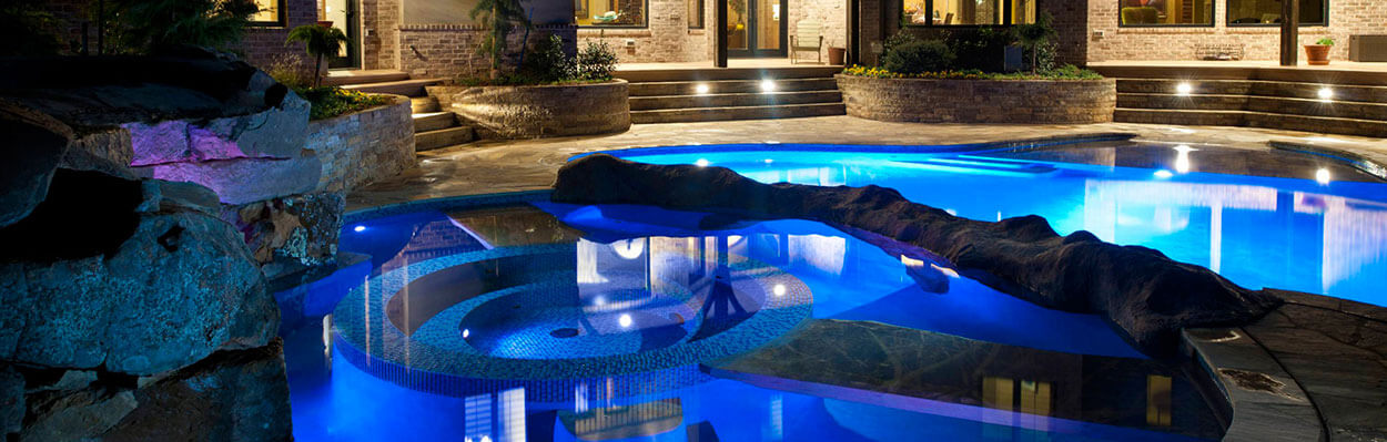 How to Choose the Best Pool Lights - Southern California Swimming Pools